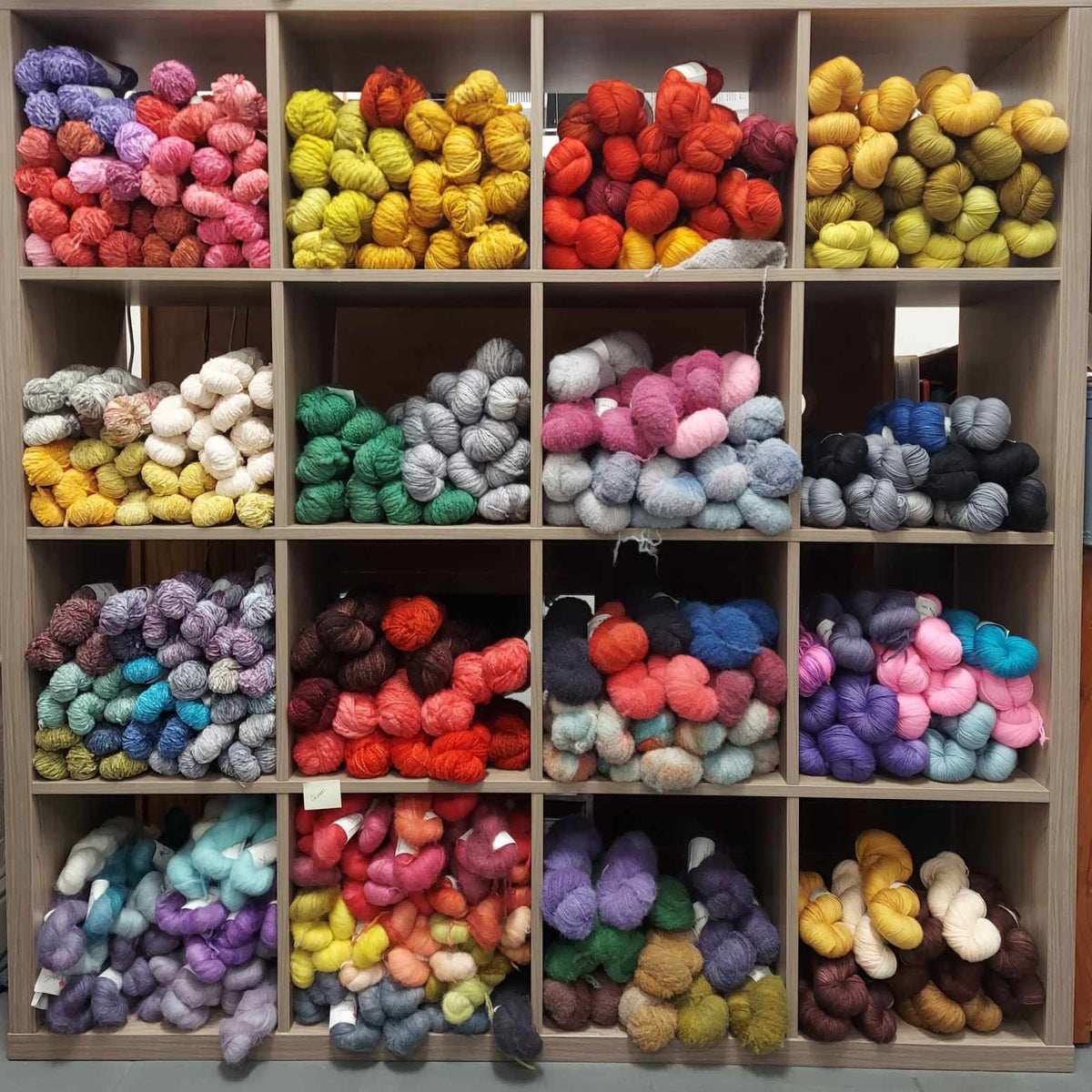 Mod Yarns Ready to Ship – Anzula